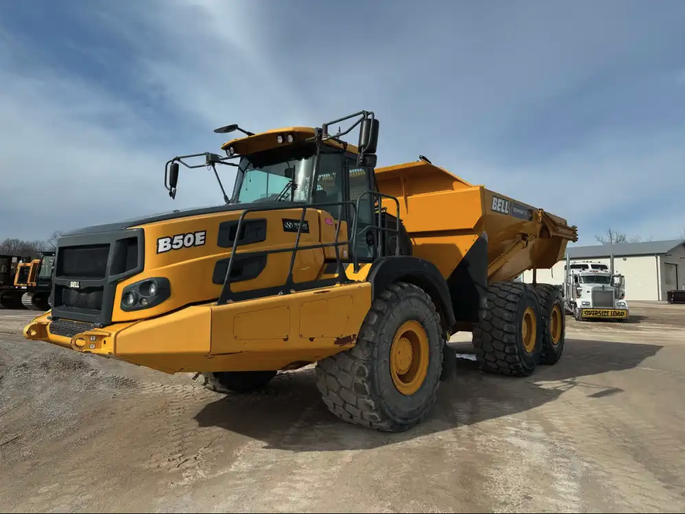 Bell B50E Articulated Dump Trucks transport quote to Smithland , KY. VeriTread Load 1445369